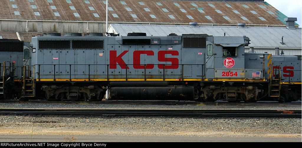 KCS 2854 at the KCS Shops